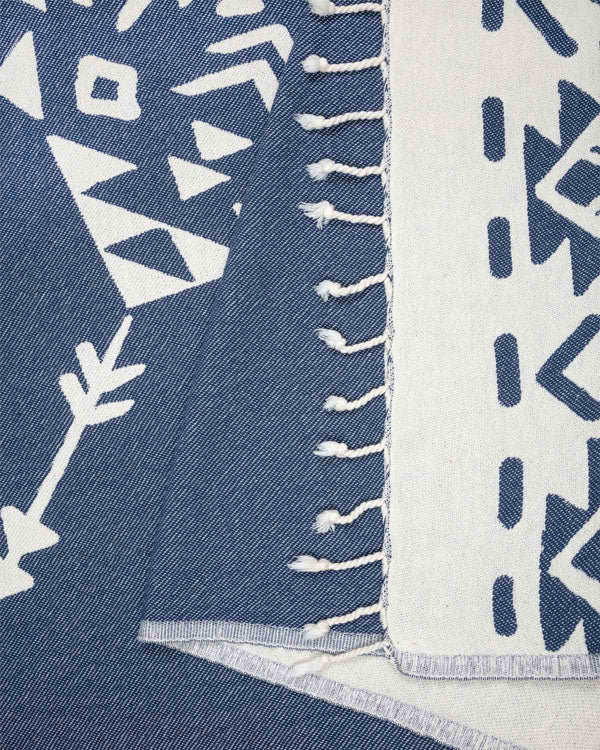 Taurus Blanket – Sand Cloud