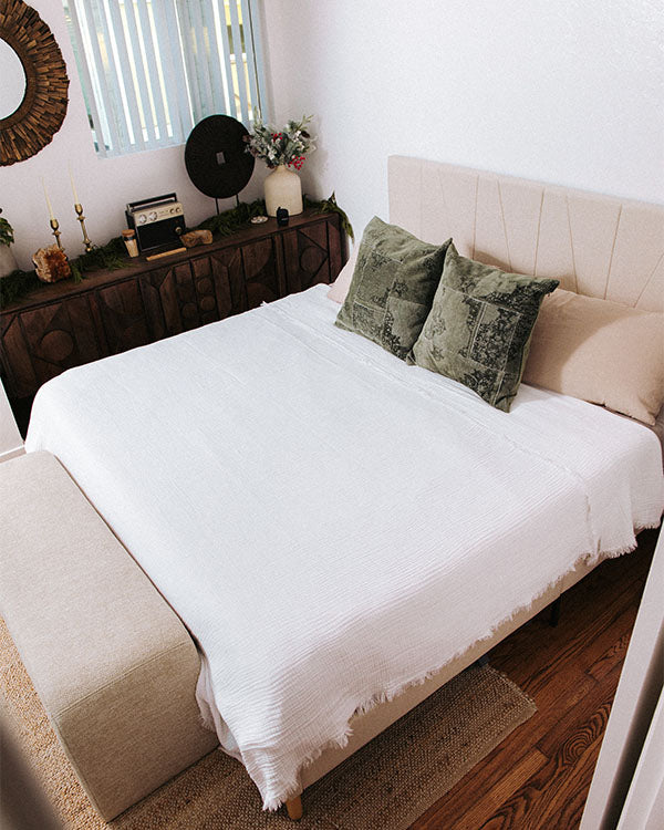 Lara White - PARTY BLANKET™ – Sand Cloud